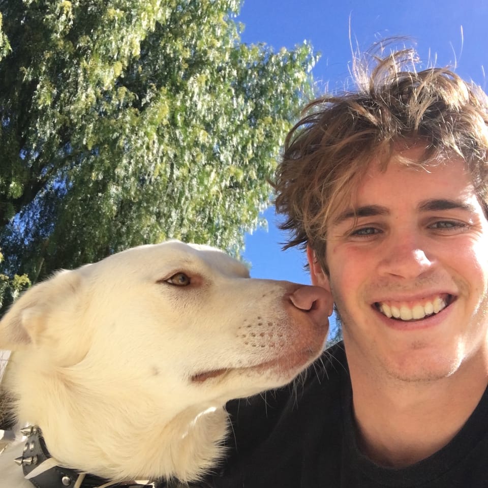 Book Services in Edgewater, FL with Colton R (COLTON86119)