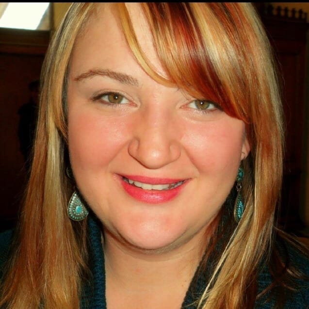 Book Services in Lakewood, CO with Angela N (ANGELA45239)