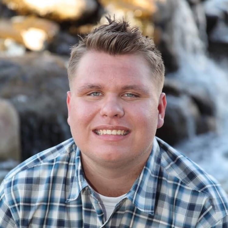 Book Services in Tolleson, AZ with Christian P (CHRISTIAN34875)