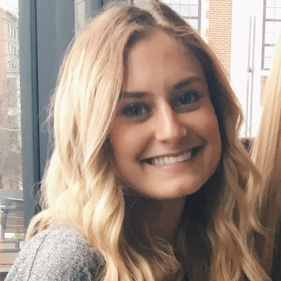 Book Services in Annapolis, MD with Gracie M (GRACIE92034)
