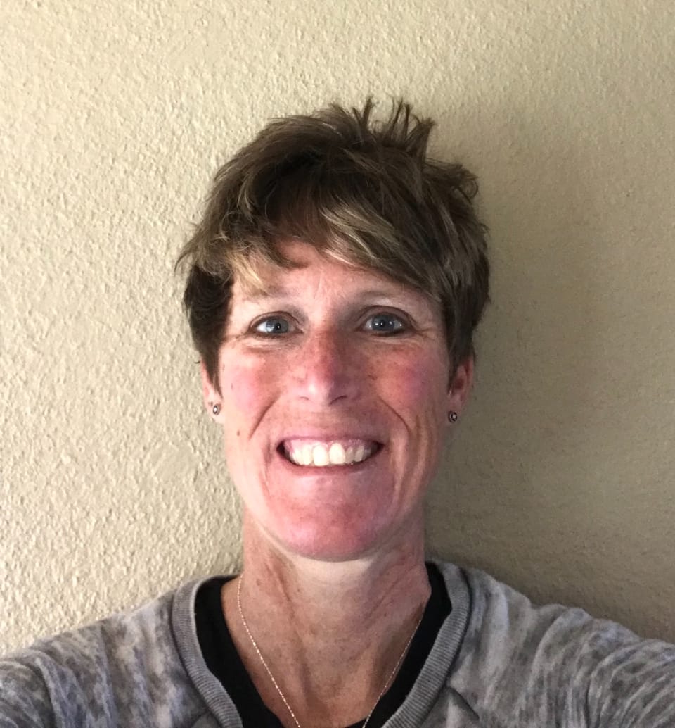 Book Services in Eugene, OR with Ann W (ANN08767)