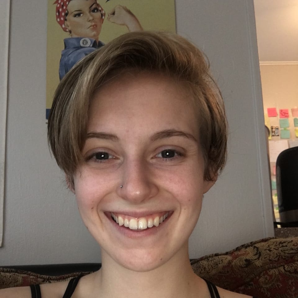 Book Services in Somerville, MA with Laura N (LAURA01513)