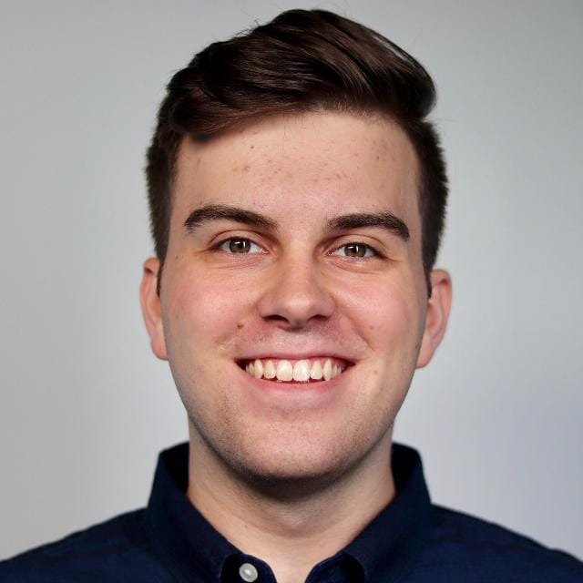 Book Services in Chicago, IL with Caleb W (CALEB26372)