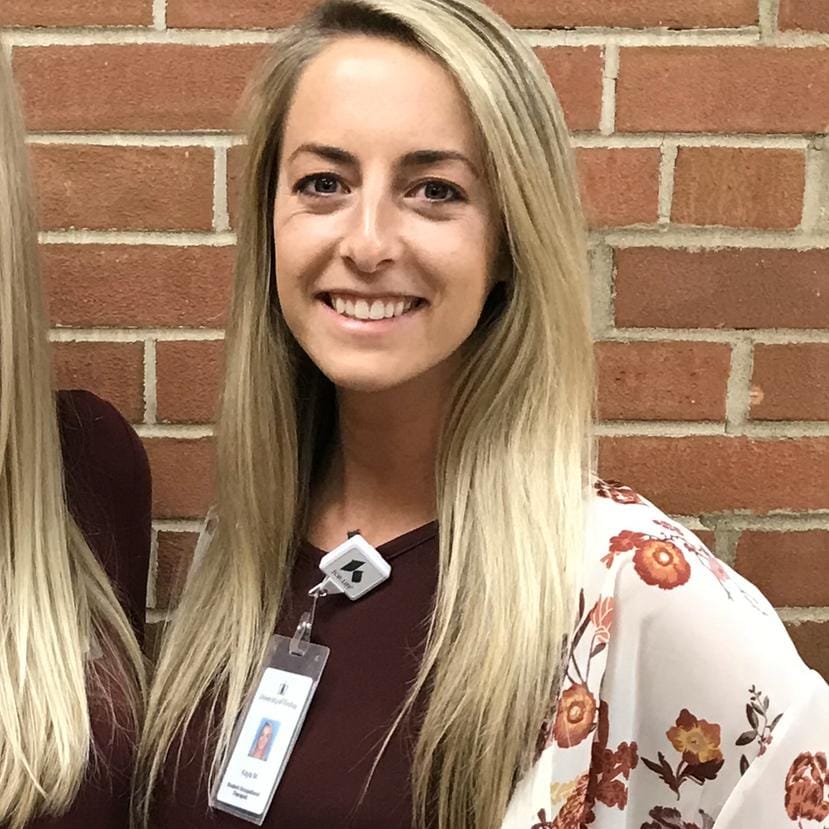 Book Services in Perrysburg, OH with Kayla M (KAYLA93268)