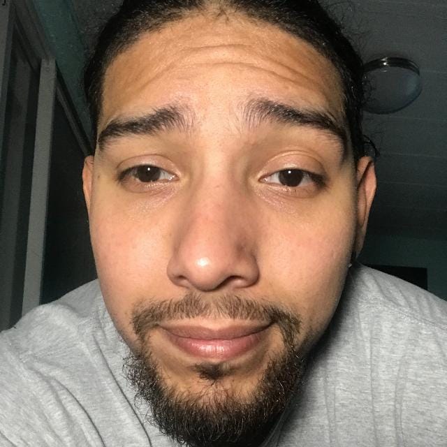 Book Services in Pompano Beach, FL with Jovanie S (JOVANIE22769)