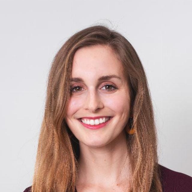 Book Services in Arlington, VA with Maria C (MARIA29054)