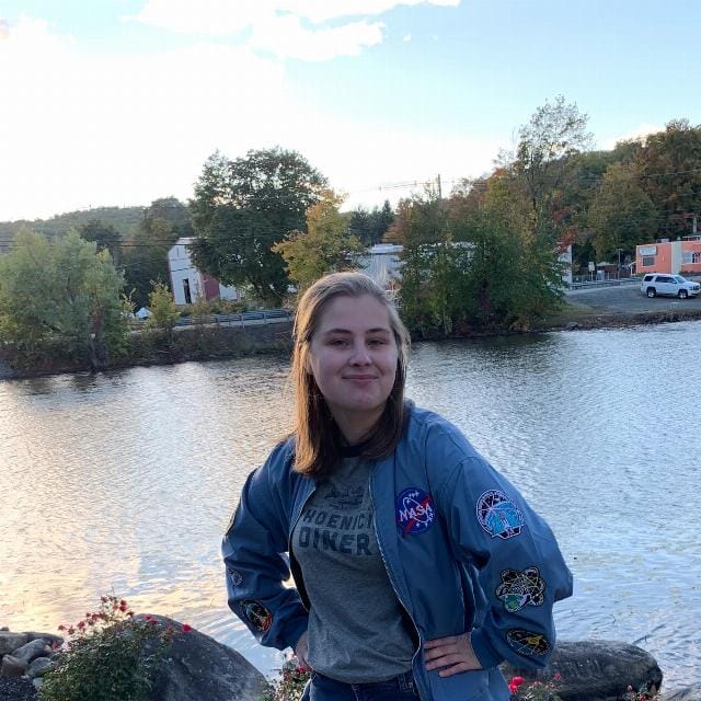 Book Services in Landing, NJ with Adrienne R (ADRIENNE66199)