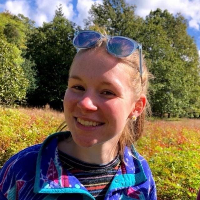 Book Services in Boston, MA with Haley R (HALEY21071)