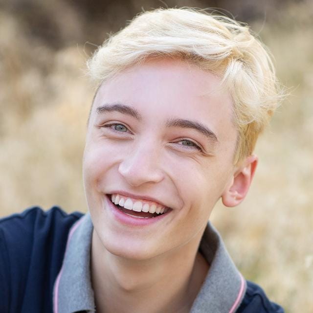 Book Services in New York, NY with Evan G (EVAN60897)