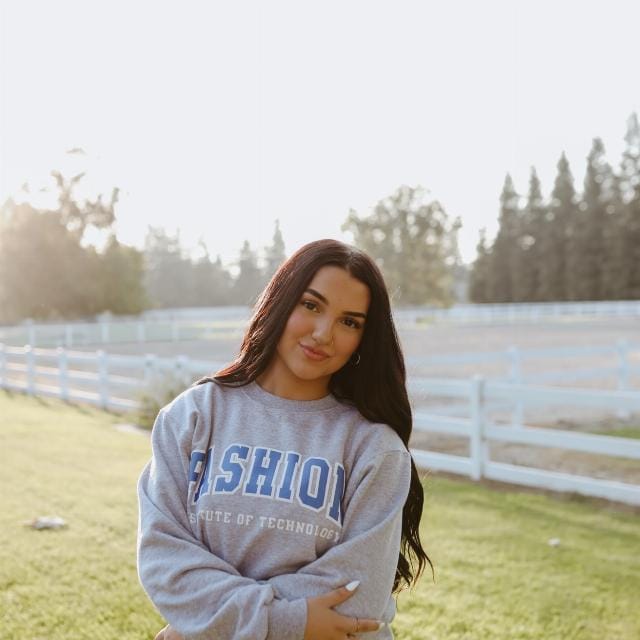 Book Services in New York, NY with katelyn M (KATELYN20291)