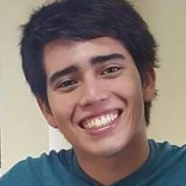 Book Services in Houston, TX with Ivan B (IVAN78064)