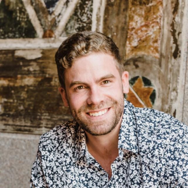 Book Services in New York, NY with Cory C (CORY48106)