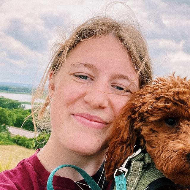 Book Services in Orange, CA with Madeleen S (MADELEEN99767)