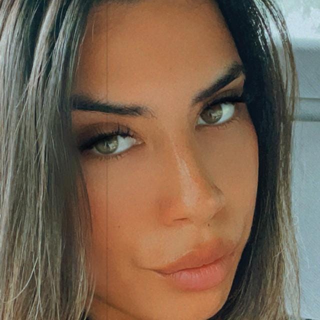 Book Services in Orlando, FL with Melina T (MELINA08895)