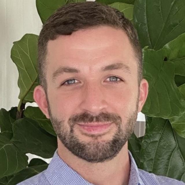 Book Services in Nashville, TN with Austin H (AUSTIN62969)