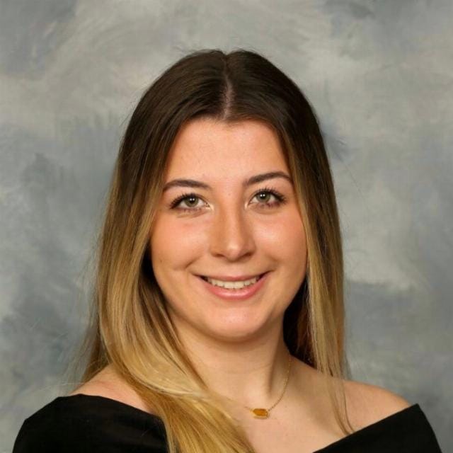 Book Services in Village of Lakewood, IL with Isabella A (ISABELLA08195)